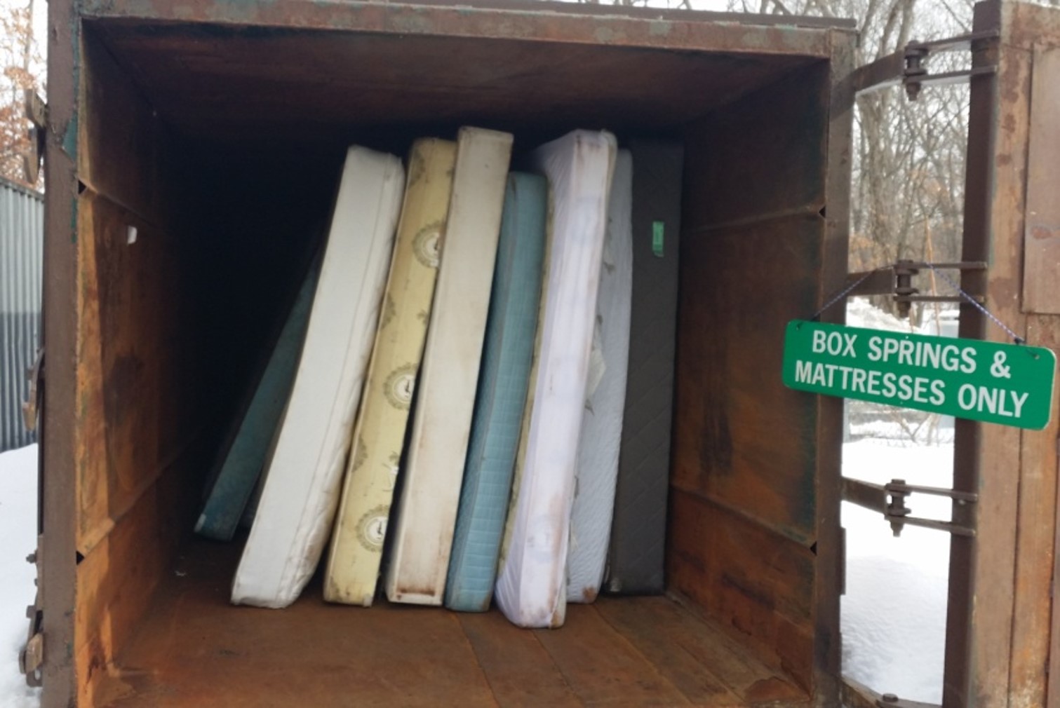 Mattress Recycling Solutions - RecyclingWorks Massachusetts